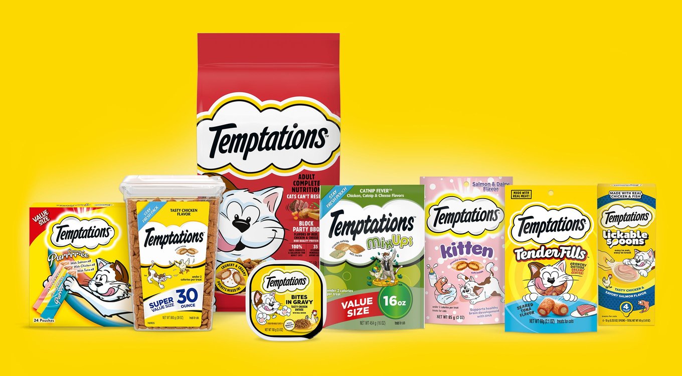 TEMPTATIONS Creamy Puree with Chicken Lickable Cat Treats, 0.425-oz ...