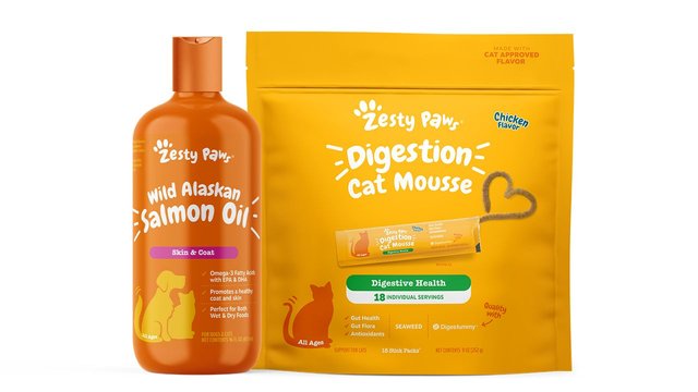 ZESTY PAWS 8-in-1 Multivitamin Chicken Flavored Mousse Lickable ...