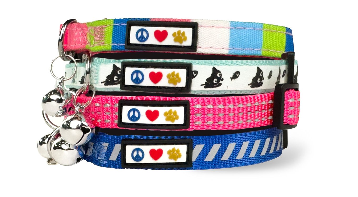 PAWTITAS Nylon Reflective Breakaway Cat Collar with Bell, Red, 7 to 11 ...