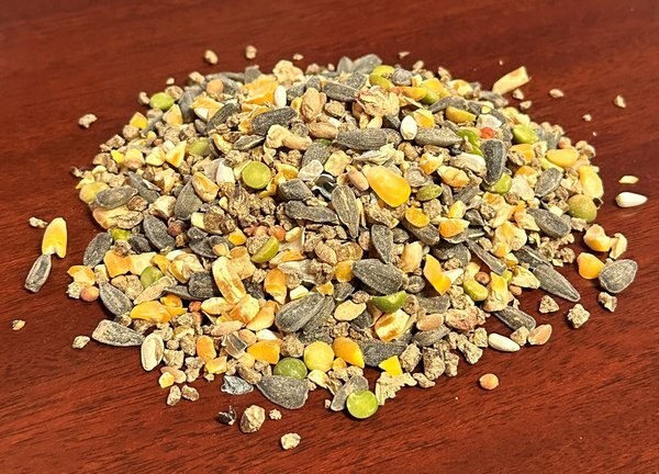 BAR ALE 16% Ultimate Layer Pak Crumble Non-GMO Chicken Treats, 10-lb ...