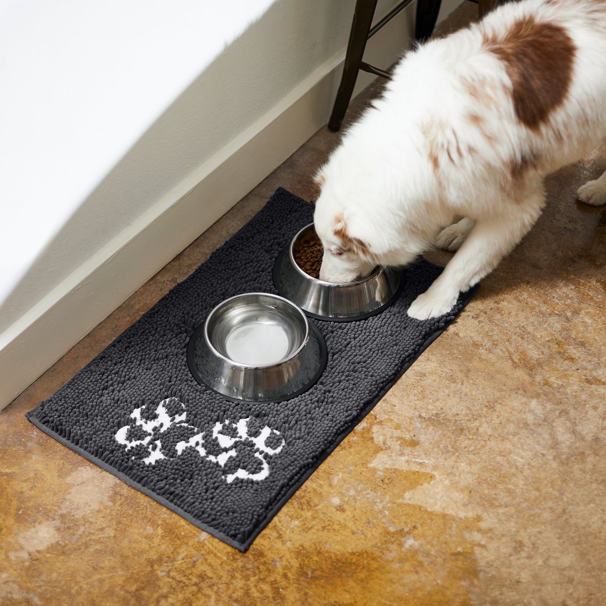FRISCO Microfiber Chenille Paw Print Mat, Large - Chewy.com