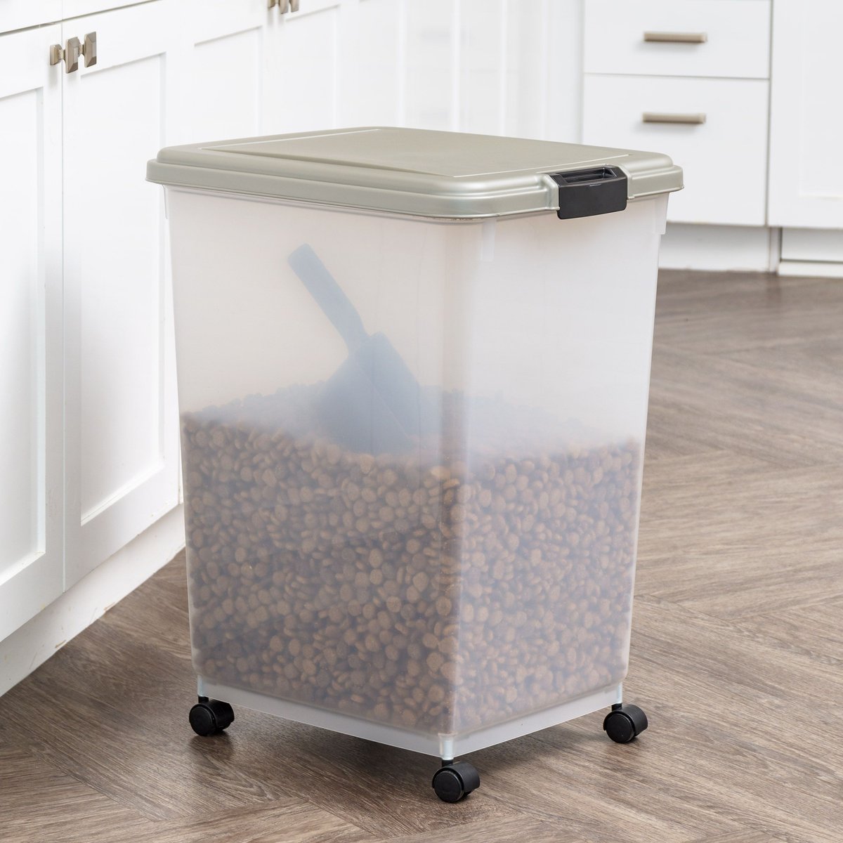 IRIS WeatherPro Airtight Dog, Cat & Bird with Scoop Food Storage ...