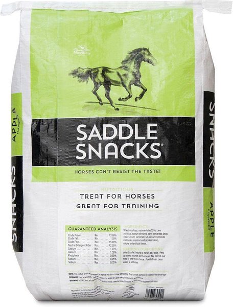 MANNA PRO Saddle Snacks Apple Flavored Pellet Horse Treats, 18-lb bag ...