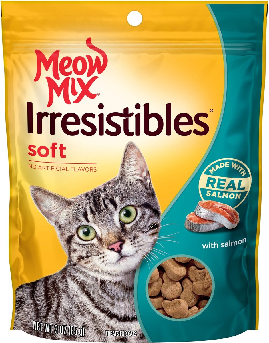 MEOW MIX Irresistibles Soft Salmon Cat Treats, 3-oz bag - Chewy.com