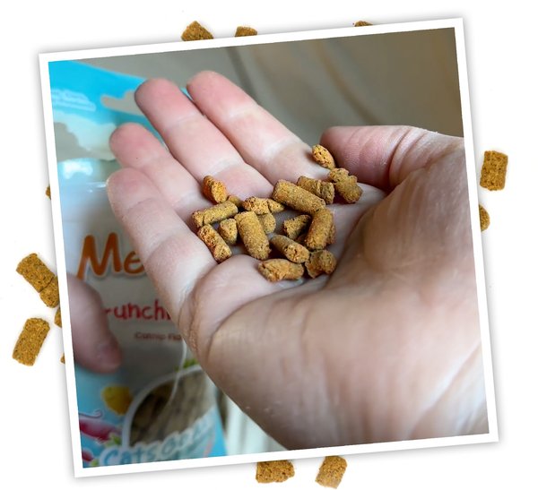 MEOWIJUANA Crunchie Munchie Seafood Medley Catnip Crunchy Cat Treats, 3 ...