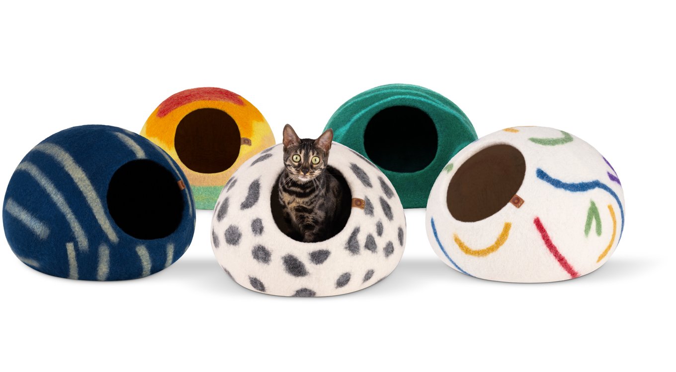 MEOWFIA Premium Felt Cat Cave Bed, Black & Aqua - Chewy.com