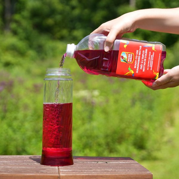 MORE BIRDS All-Natural Red Ready-To-Use Nectar Hummingbird Food, 64-oz ...