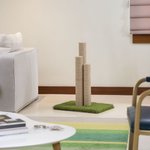 TWO BY TWO City Cat Deluxe European 24-in Faux-Fur Cat Scratching Post ...