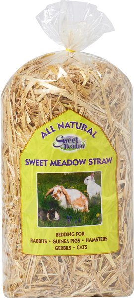 SWEET MEADOW FARM Straw Small Pet Bedding, 15-oz bag - Chewy.com