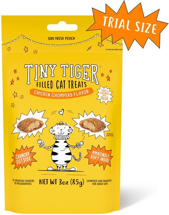 CHICKEN FLAVORED CRUNCHY CAT TREATS (Free Shipping) | Chewy
