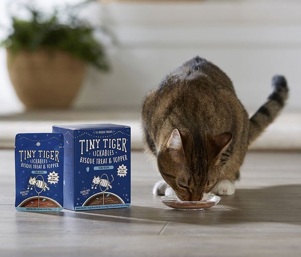 TINY TIGER Lickables Bisque Tuna Recipe Cat Treat & Topper, 1.4-oz ...