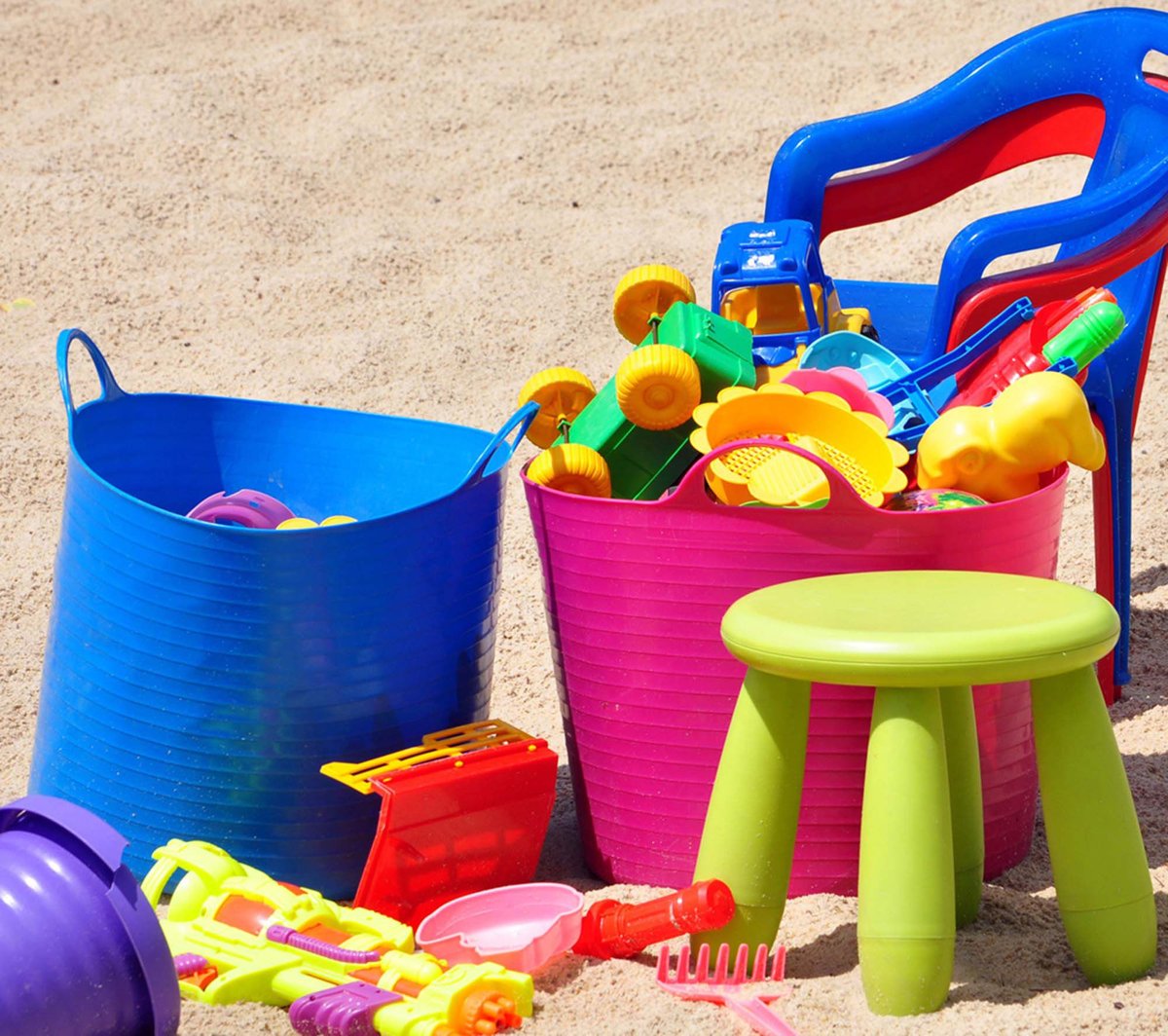 TUFF STUFF PRODUCTS Tuff Flex Tub Farm Animal Feeder, 16-gal, Red ...