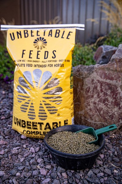 UNBEETABLE FEEDS Grain-Free Complete Horse Feed, 50-lb bag - Chewy.com