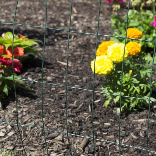 YARDGARD Welded Wire Vinyl 16-Gauge 2x4" Mesh Fence, Green, 48-in x 50 ...