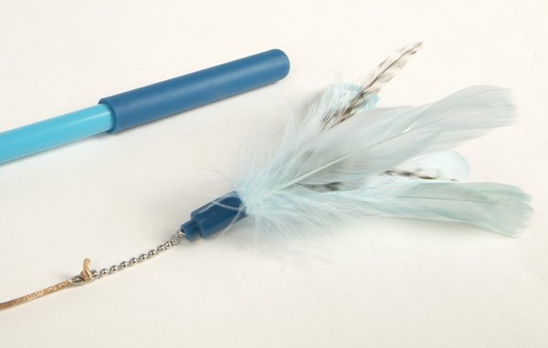 SMARTYKAT Frisky Flyer Feather Wand Cat Toy, 24-in - Chewy.com