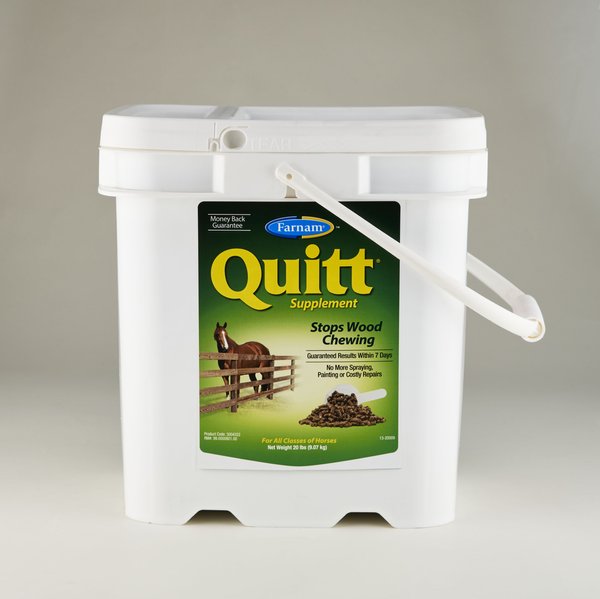 FARNAM Quitt Wood Chewing Hay Flavor Pellets Horse Supplement, 20-lb ...