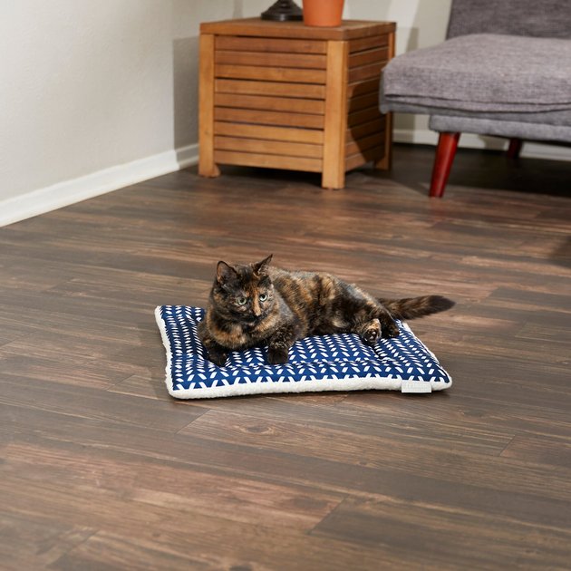 FRISCO Reversible Square Cat Pad, Navy Herringbone - Chewy.com