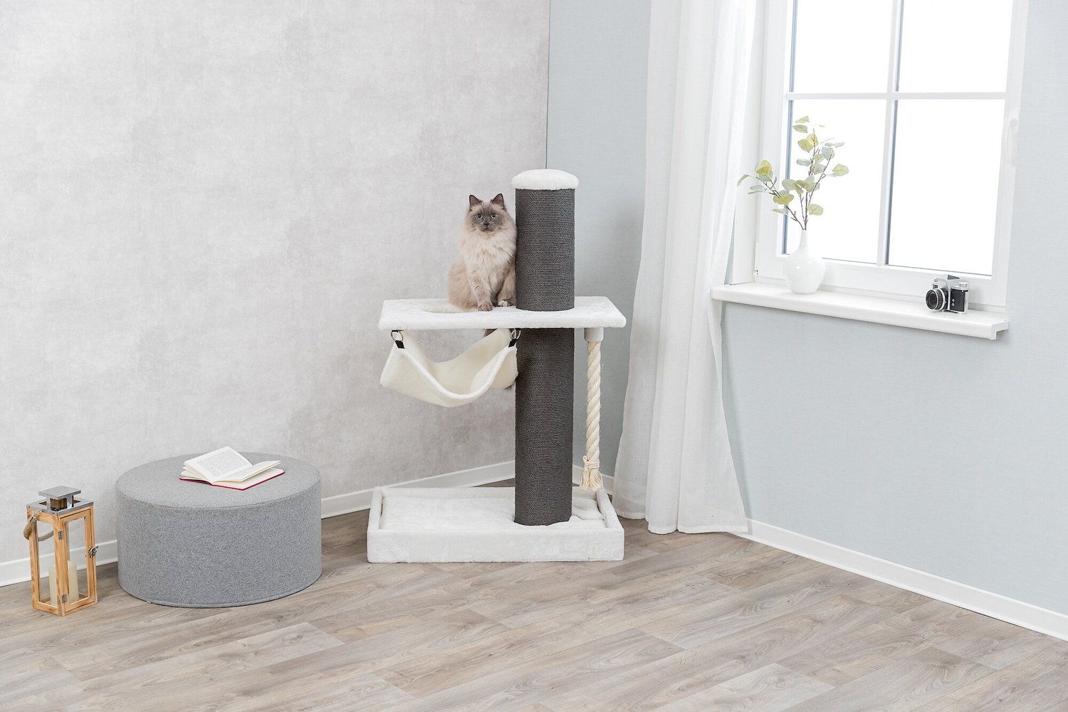 TRIXIE Bellaire Designer 49-in Plush Cat Scratching Post, Cream/Gray ...