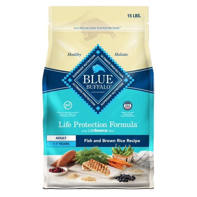 BLUE BUFFALO Life Protection Formula Adult Fish & Brown Rice Recipe Dry ...
