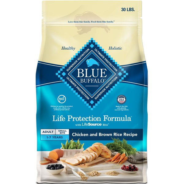 BLUE BUFFALO Life Protection Formula Adult Chicken & Brown Rice Recipe ...